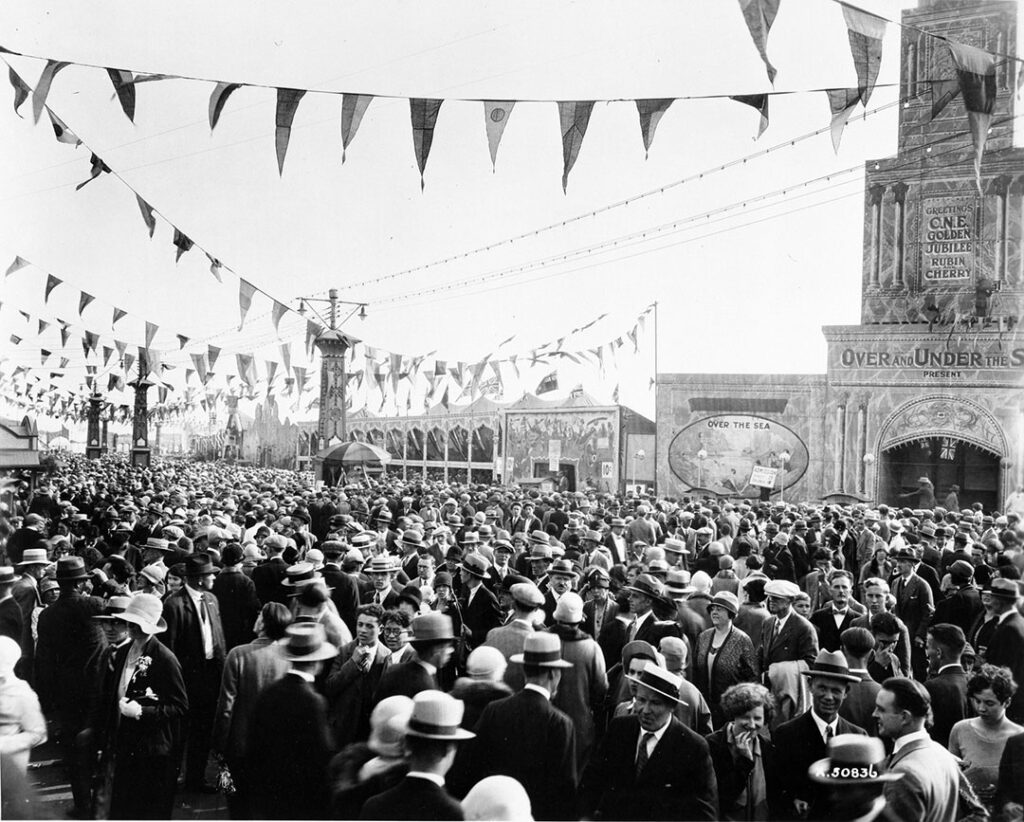 CNE Midway, ca. 1920s – CNE Heritage