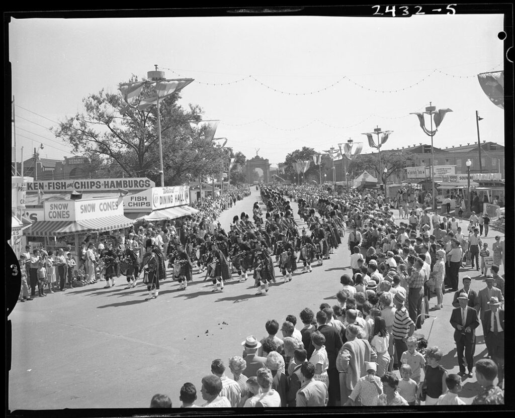CNE Parade, ca. 1960 – CNE Heritage